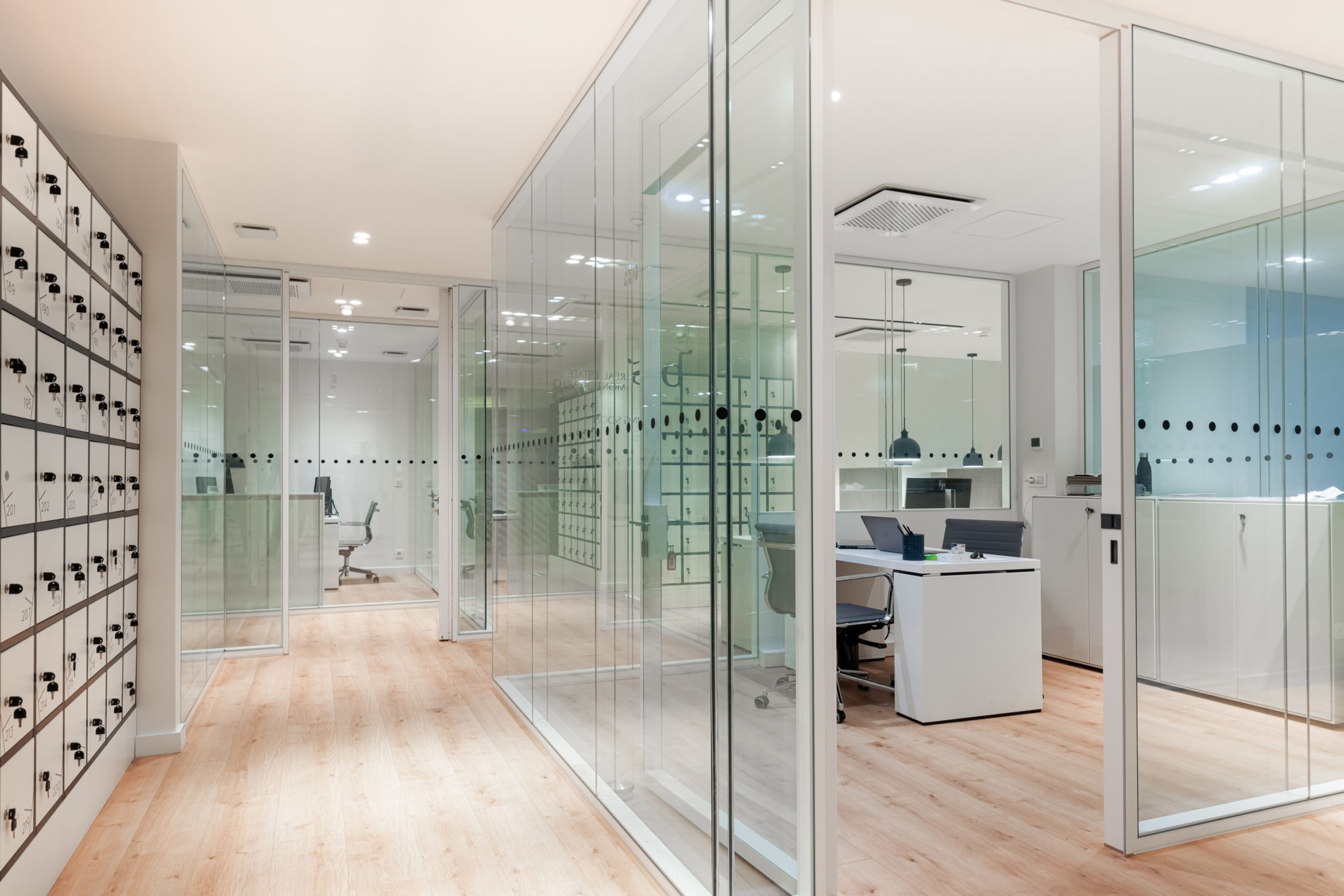 Les 5 Étapes de Création d'une entreprise - Monte-Carlo Business Center